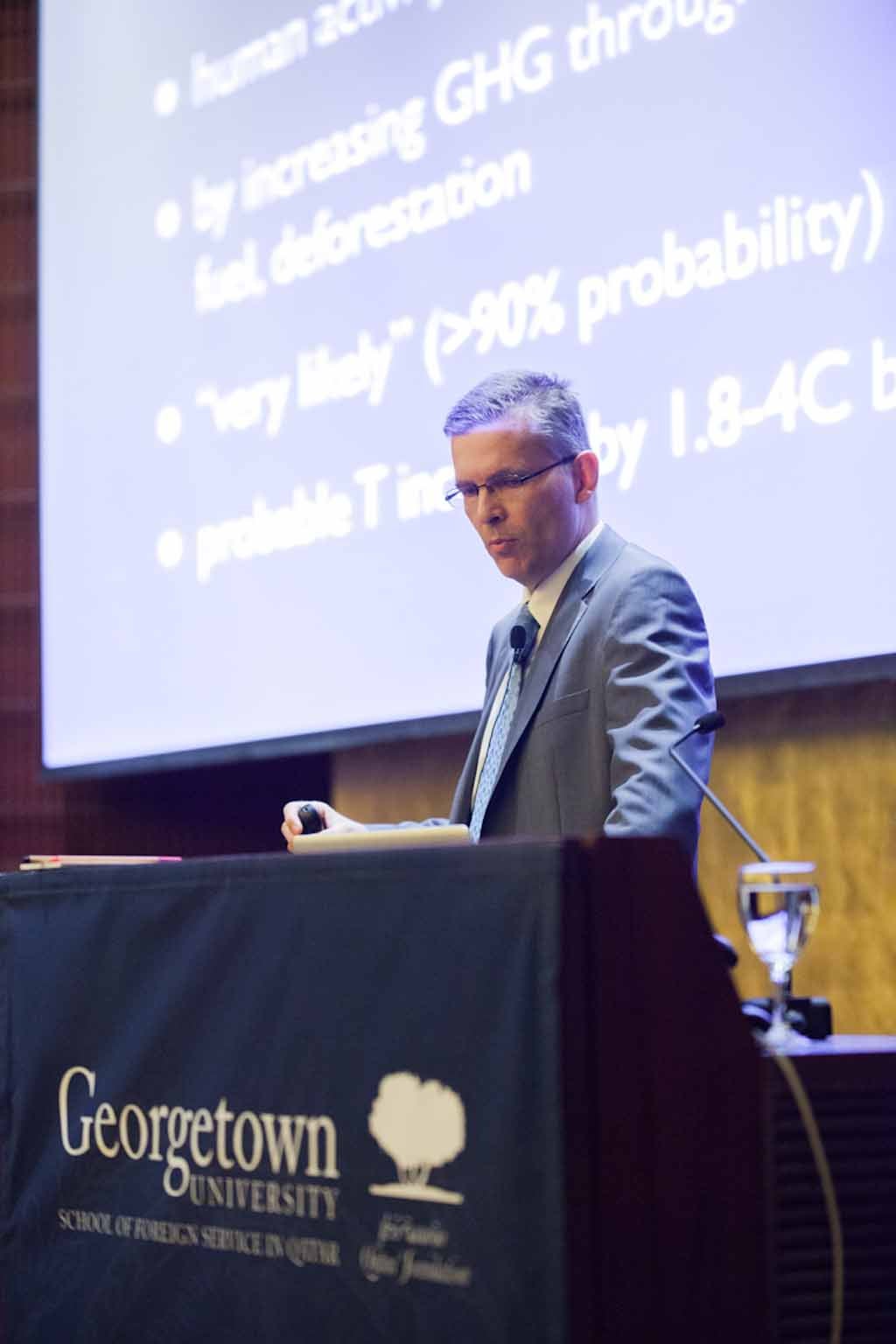 Georgetown SFS-Q Hosts Lecture on Global Warming - Georgetown ...